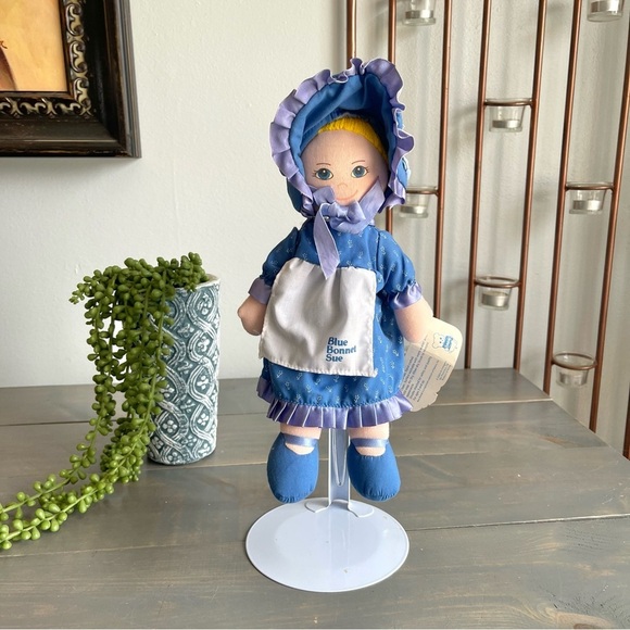 Vintage | Toys | Vintage Dakin Blue Bonnet Sue Doll 2 Tags Attached ...